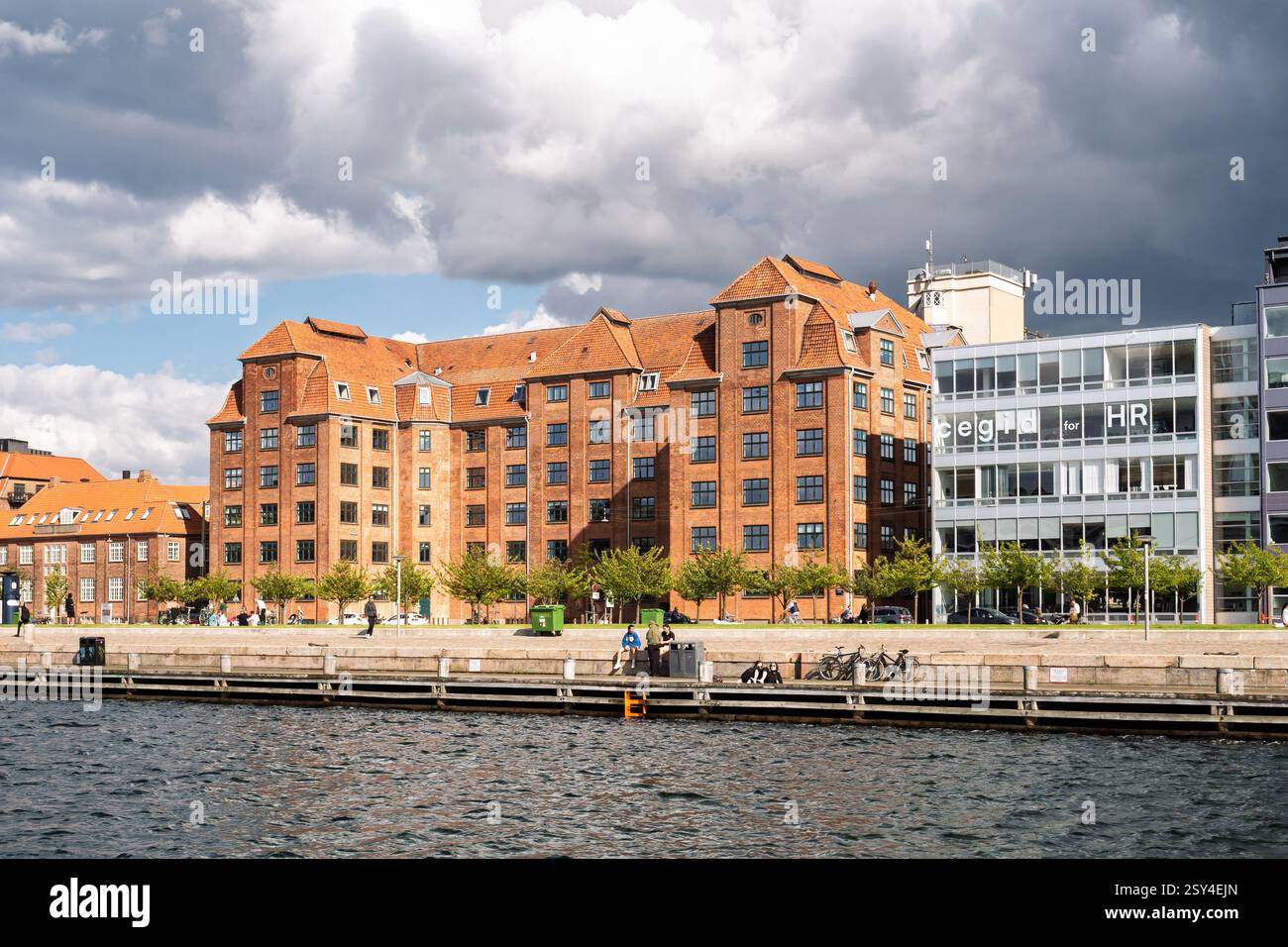 Historic warehouse along Havneløbet, Islands Brygge, Copenhagen ...