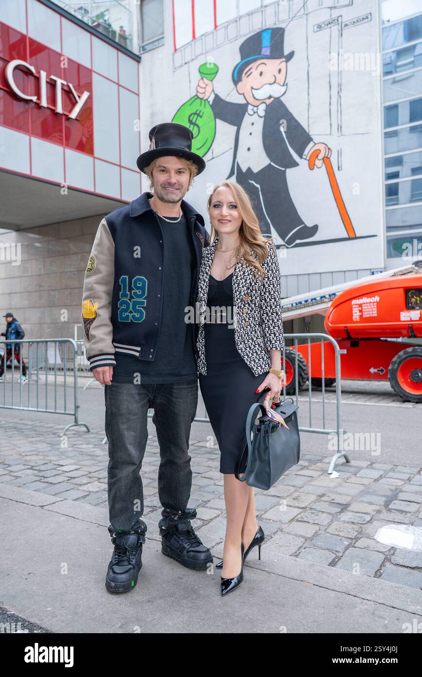 Vienna, Austria. 26th Feb, 2025. Opera Ball star guest Alex Monopoly ...