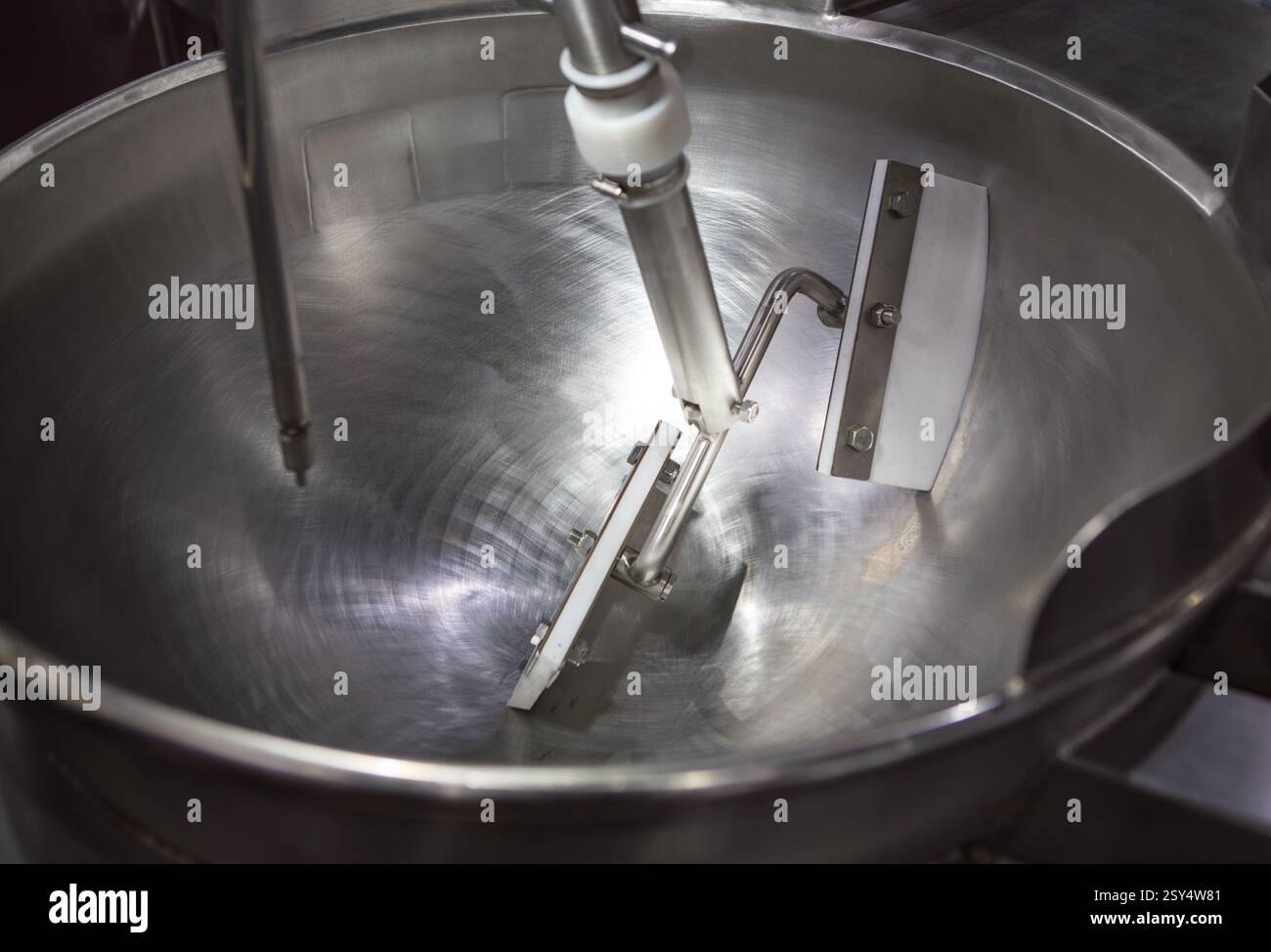 Blender machine large barrel mixing food ingredient for food industry ...