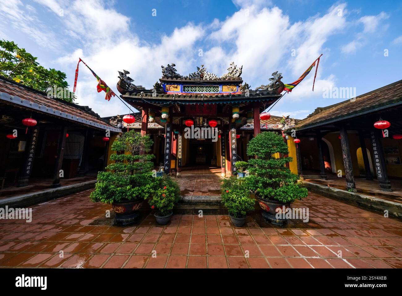 Cam Pho Communal House, Cáº m PhÃ Temple, used as a communal gathering ...