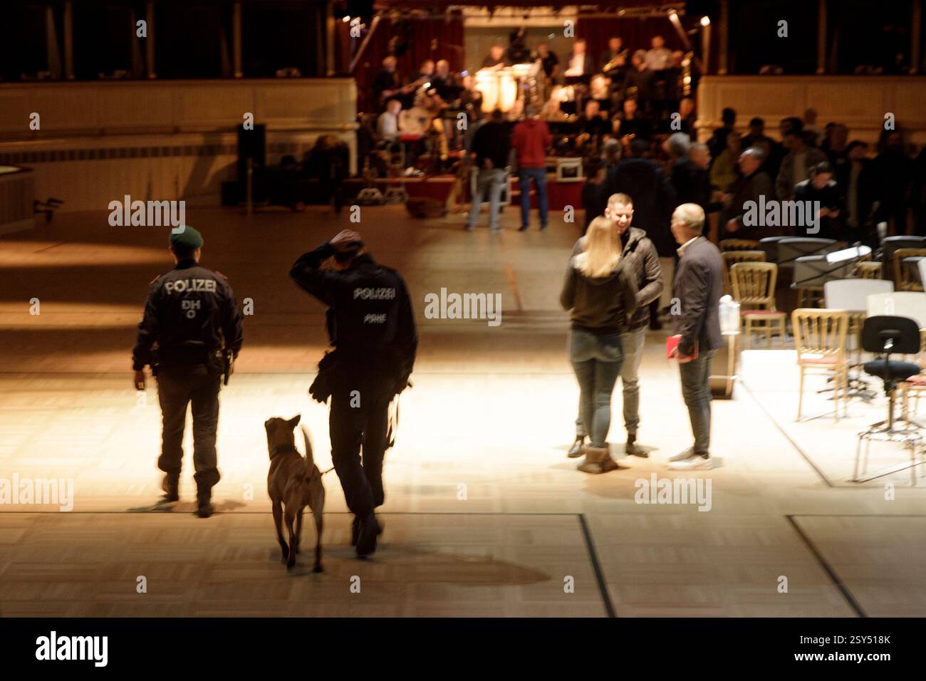 AUSTRIA; VIENNA; 20250227; Police officers with police dogs in the ...