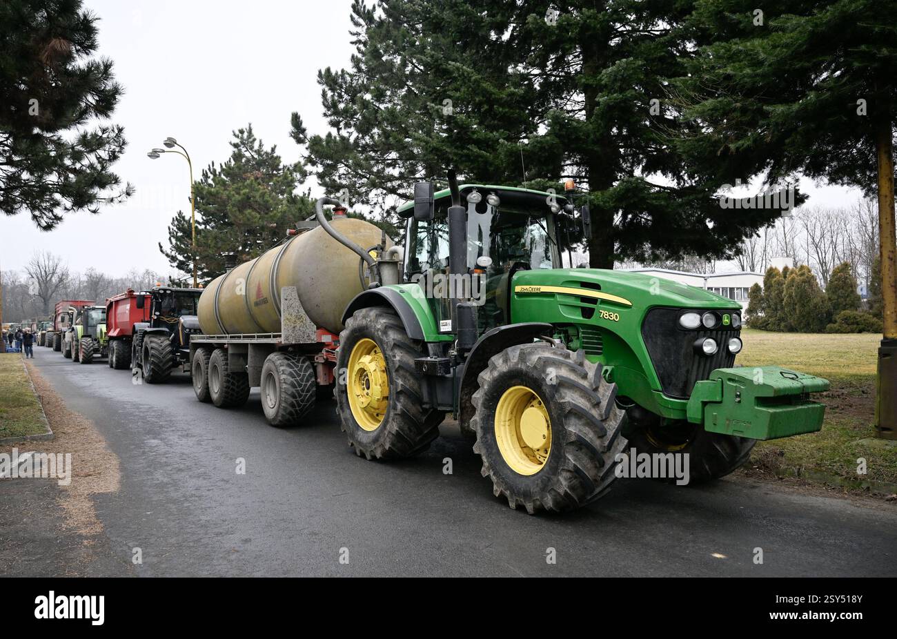 Czech farmers join European protests against imports of food from non ...