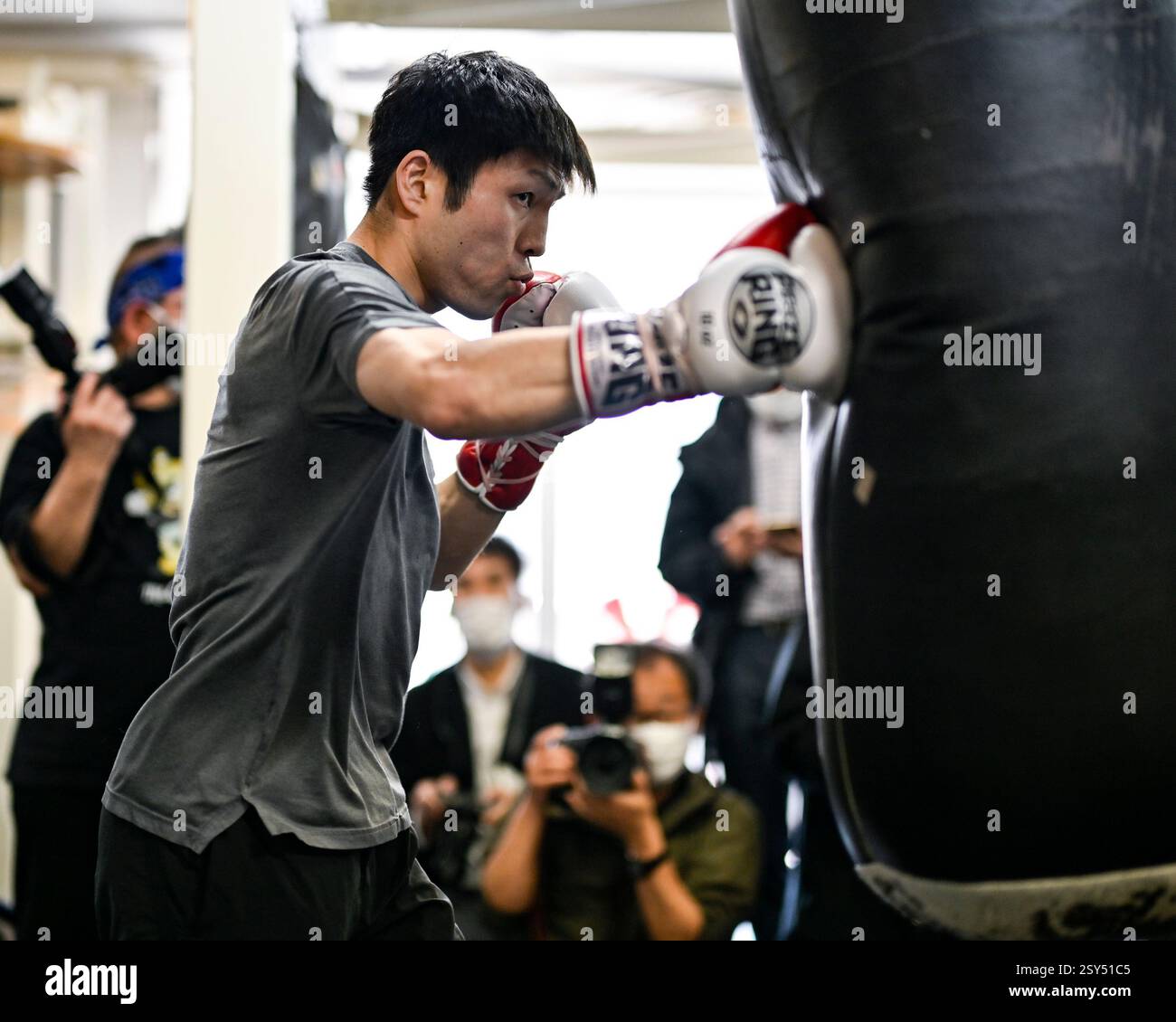Seigo Yuri Akui, WBA flyweigh champion of Japan during a public workout ...