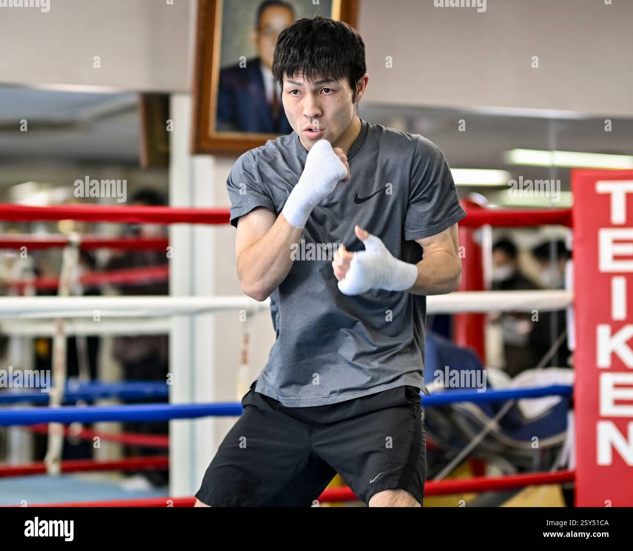 Seigo Yuri Akui, WBA flyweigh champion of Japan during a public workout ...