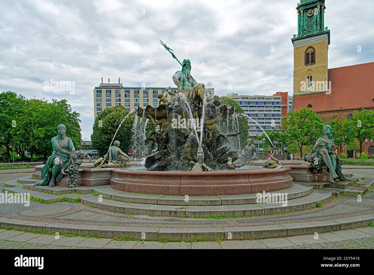 Alt-Berlin, Nikolaiviertel, Kirche, Sankt Marien, Neptunbrunnen ...