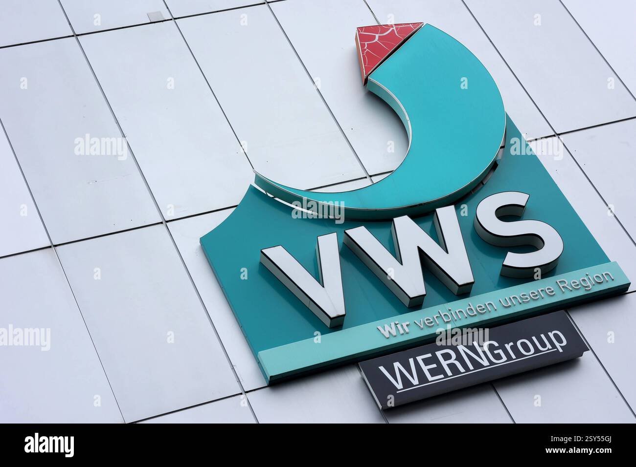 VWS Wern Group, Logo an der Firmenzentrale Wern Group am 21.02.2025 in ...