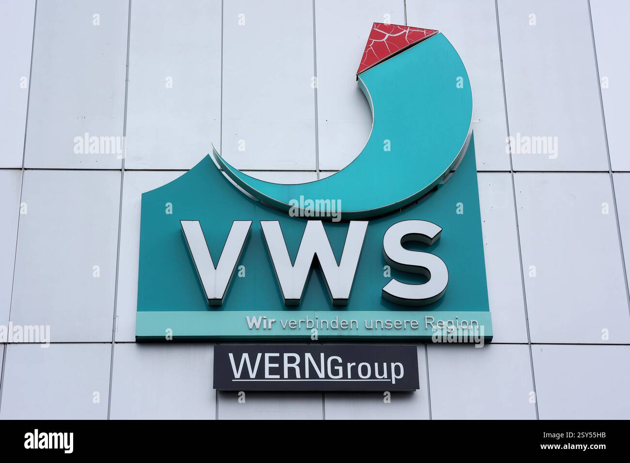 VWS Wern Group, Logo an der Firmenzentrale Wern Group am 21.02.2025 in ...