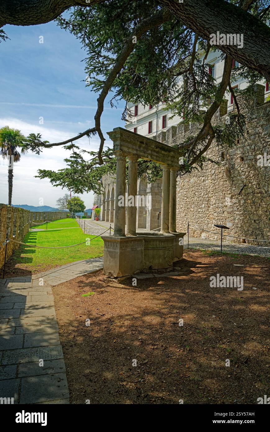 Castello brandolini colomban hi-res stock photography and images - Alamy