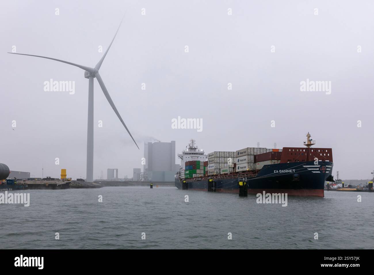 Ship and turbine synergy hi-res stock photography and images - Alamy