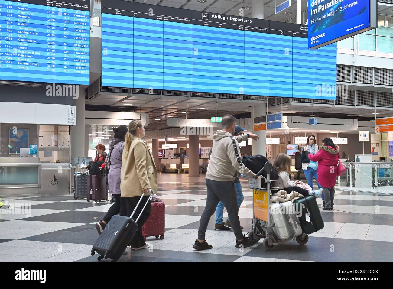ver.di Streik am 27.02.2025 am Flughafen Franz Josef Strauss in ...