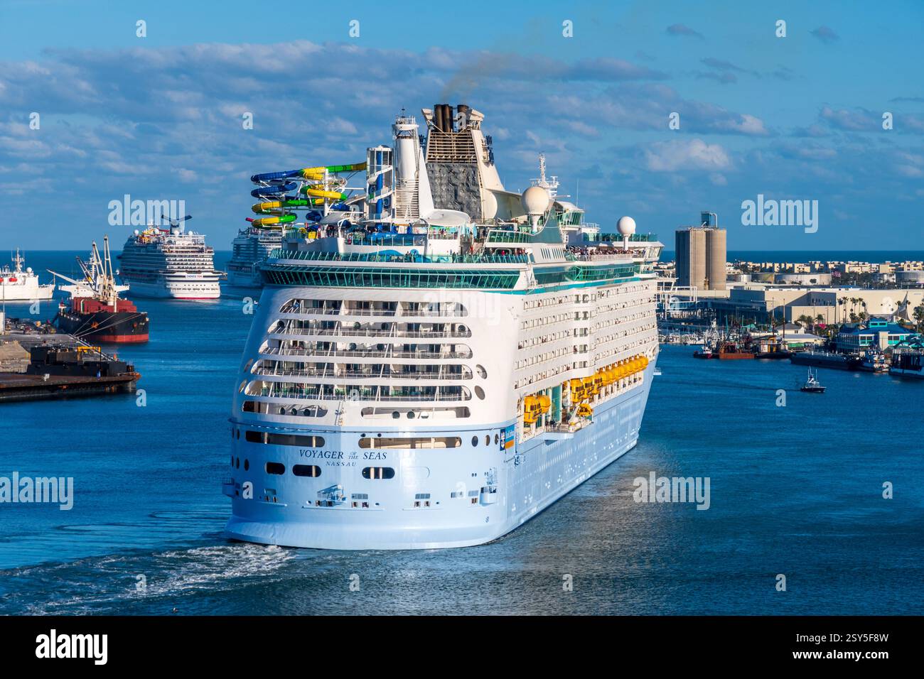Port Canaveral Cruise Terminal Orlando Florida. Voyager of the Seas ...