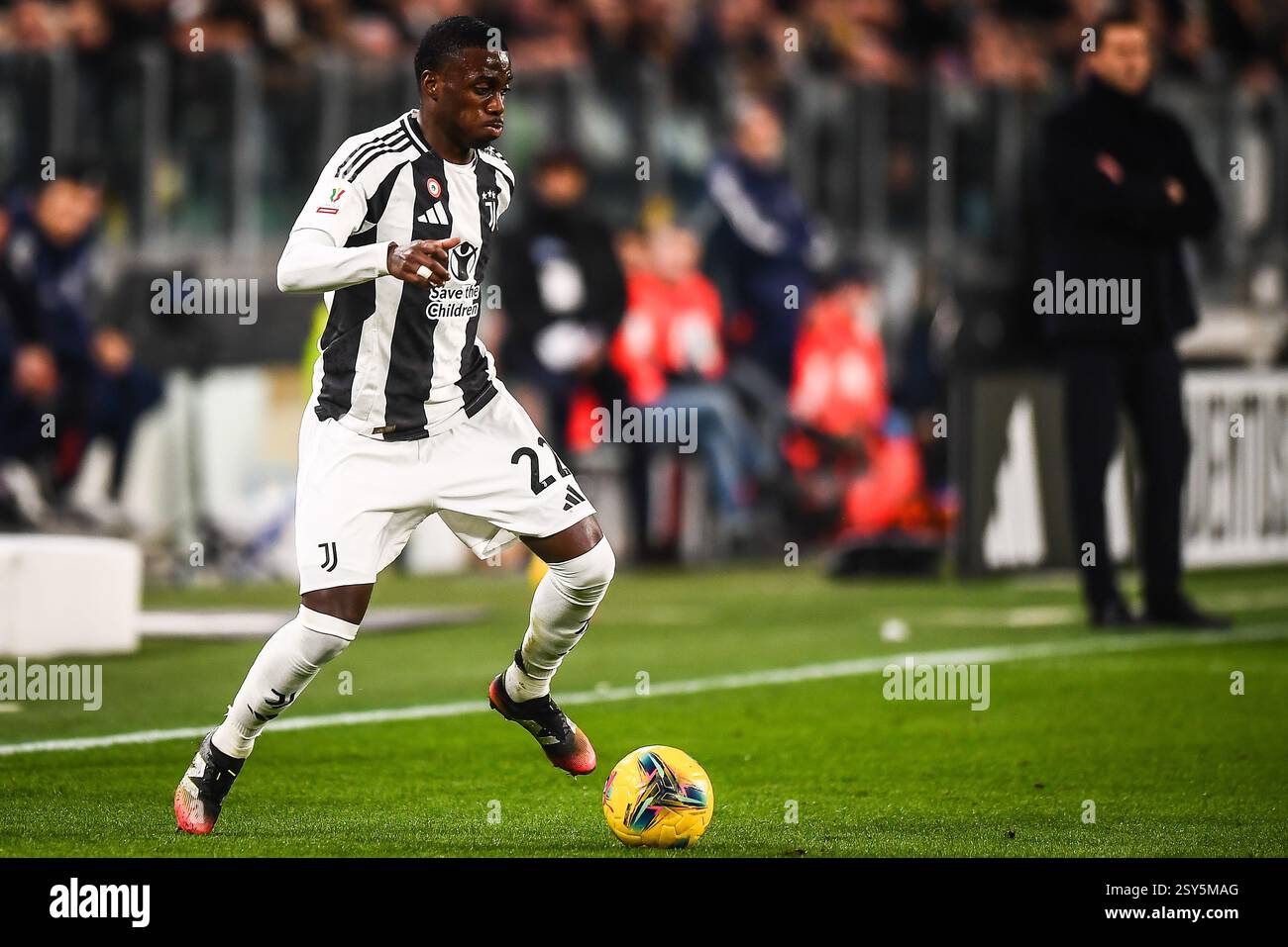 Turin, Italie. 26th Feb, 2025. Timothy WEAH of Juventus during the ...