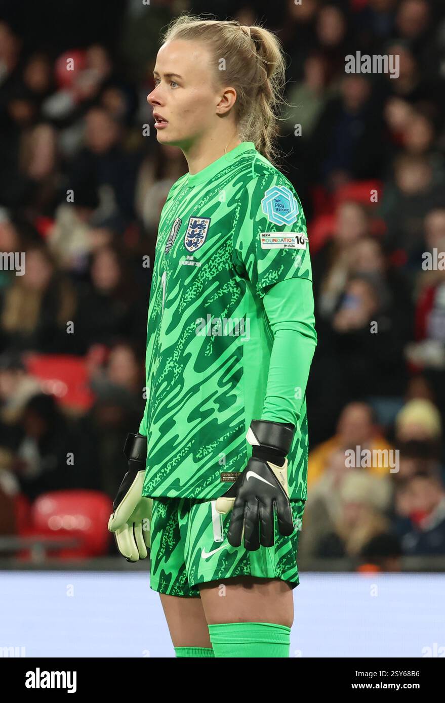 London, UK. 26th Feb, 2025. Hannah Hampton (Chelsea)of England Women in ...
