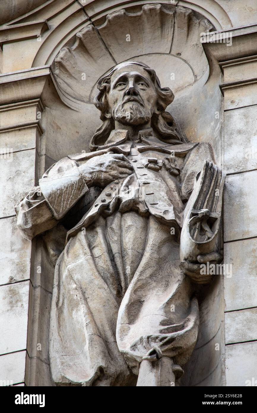London, UK - March 30th 2023: A sculpture of historic English architect ...