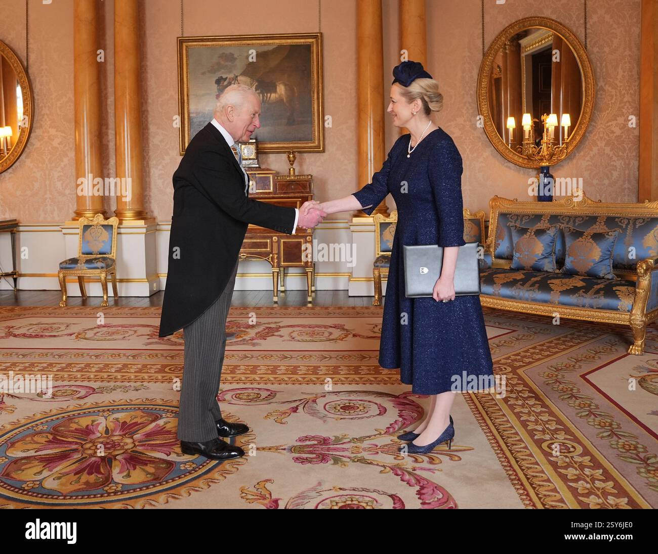 Sanja Stiglic, Ambassador from the Republic of Slovenia, presents her ...