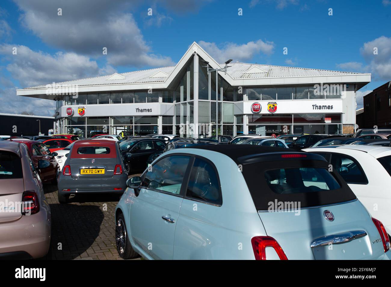 Slough, UK. 27th February, 2025.A Fiat dealership and car showroom in ...