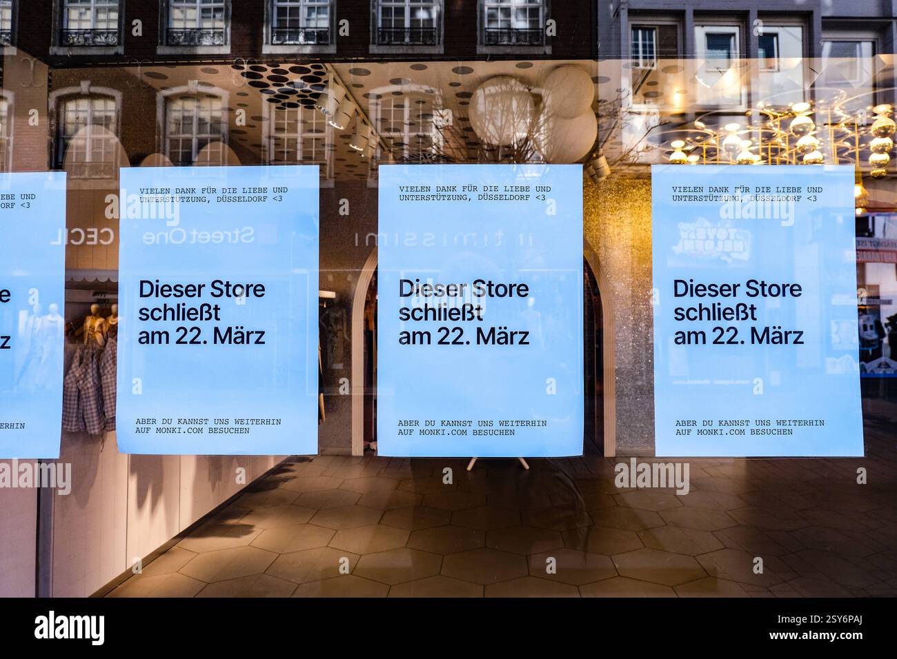 Düsseldorf 27.02.2025 Monki Modelabel Flinger Straße Altstadt ...