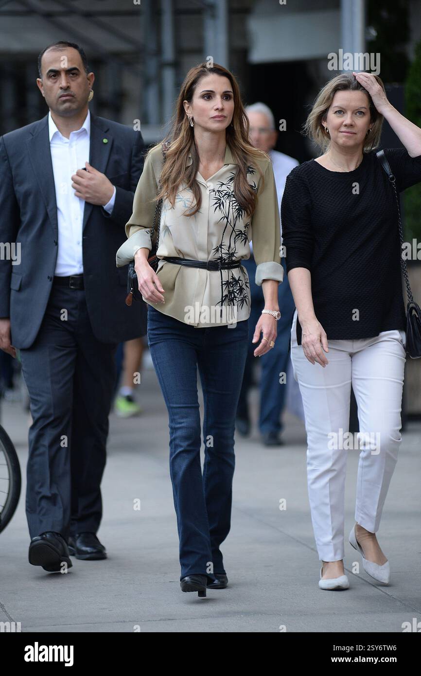 Queen Rania Al-Abdullah of Jordan was seen walking in Midtown on ...