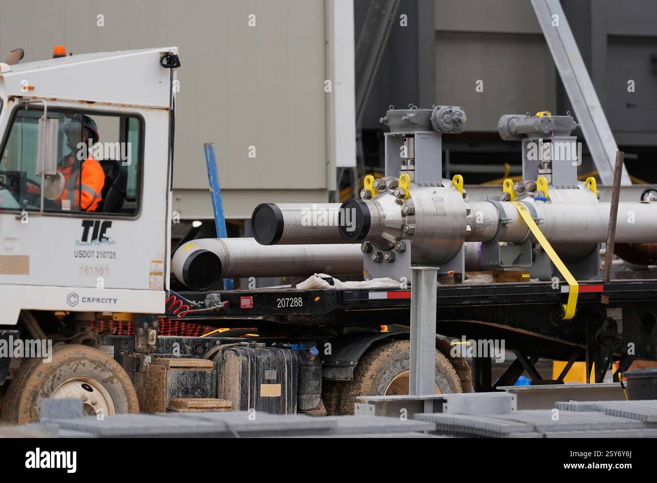 Pipe sections are moved at Entergy's Orange County Advanced Power ...