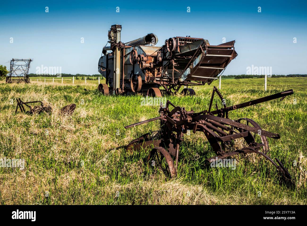 Old abandoned tractors other hi-res stock photography and images - Alamy