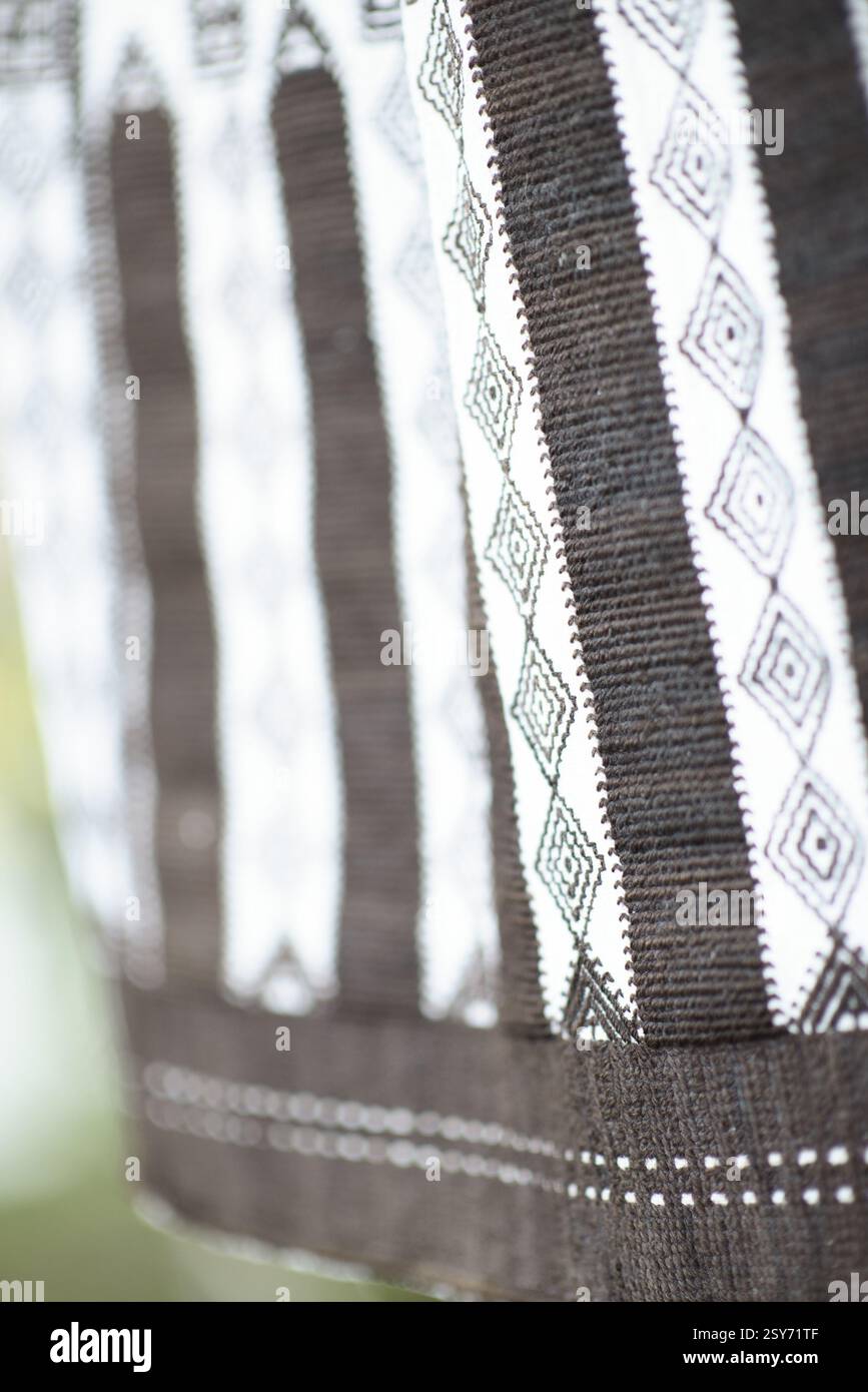 Folk weaving techniques hi-res stock photography and images - Alamy