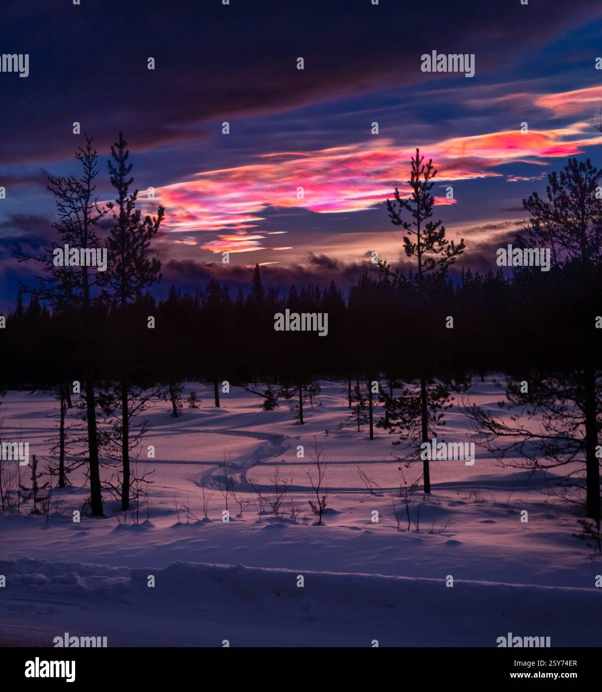 A rare polar stratospheric cloud display in the winter skies in Norway ...