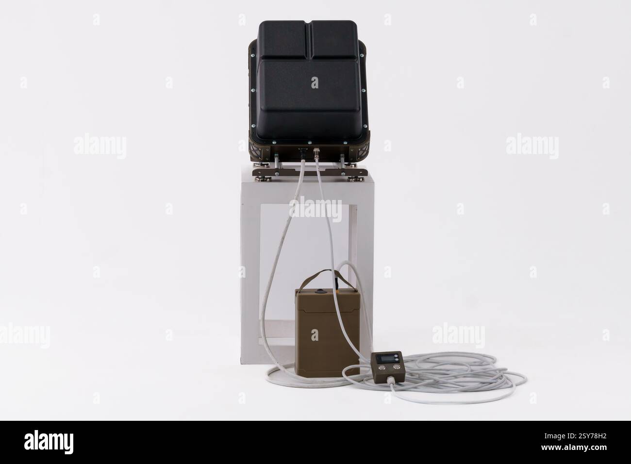 Compact Electronic Warfare System with Control Unit and Connective ...