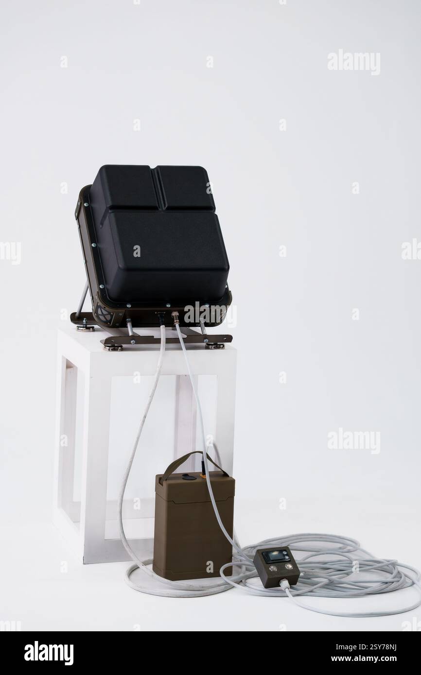 Advanced Electronic Warfare System with Portable Components on Display ...