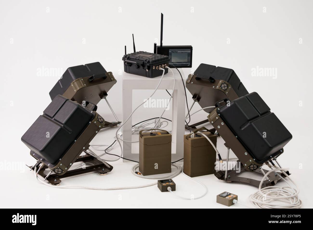 Advanced Electronic Warfare System Configuration with Multiple Signal ...