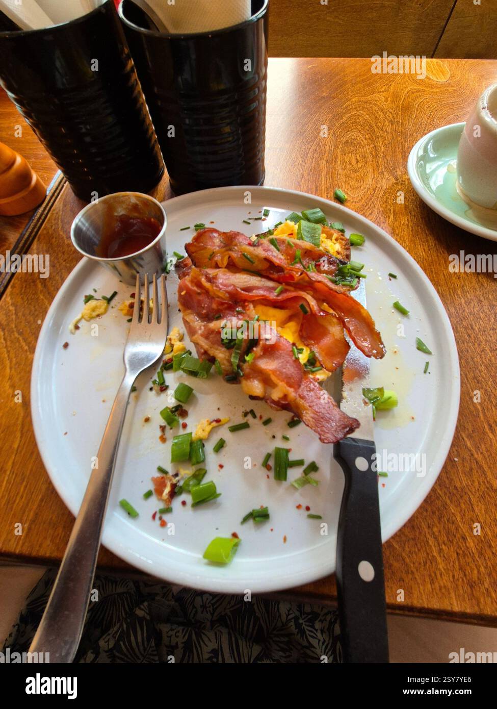 Morning breakfast of Bacon and eggs in Birmingham Stock Photo - Alamy