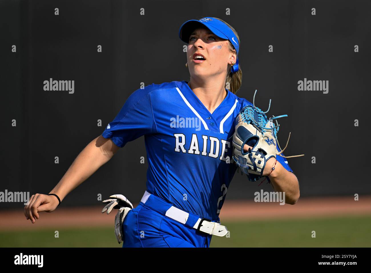 Middle Tennessee's Jada Sovey during an NCAA softball game against ...