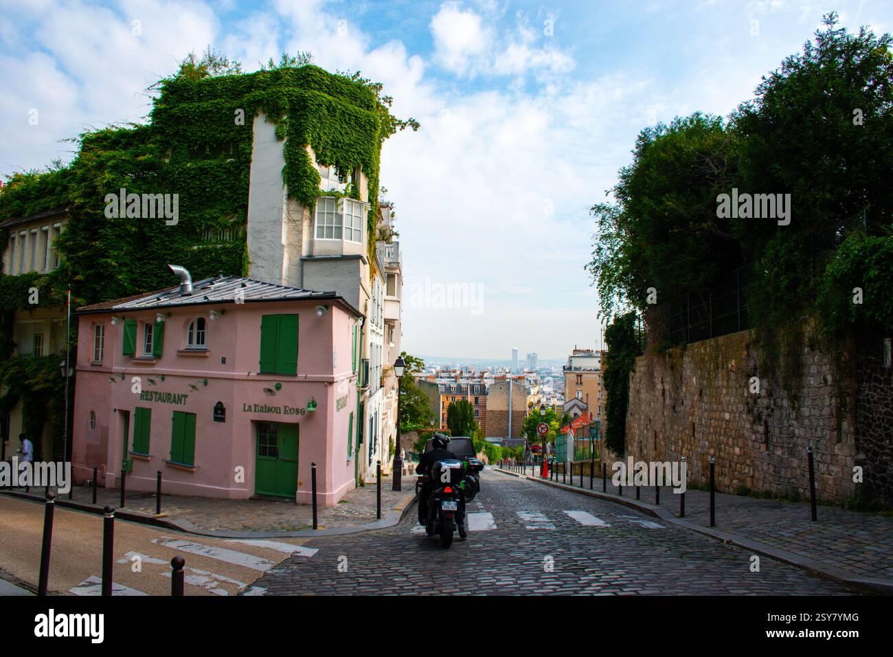 The picturesque pink maisonette known as La Maison Rose a restaurant ...