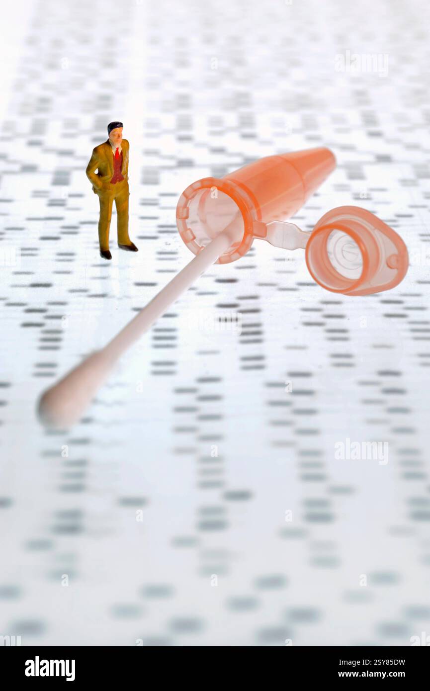 DNA-Test Eine Modell-Figur steht auf einem DNA-Sequenzgel - Symbolbild ...