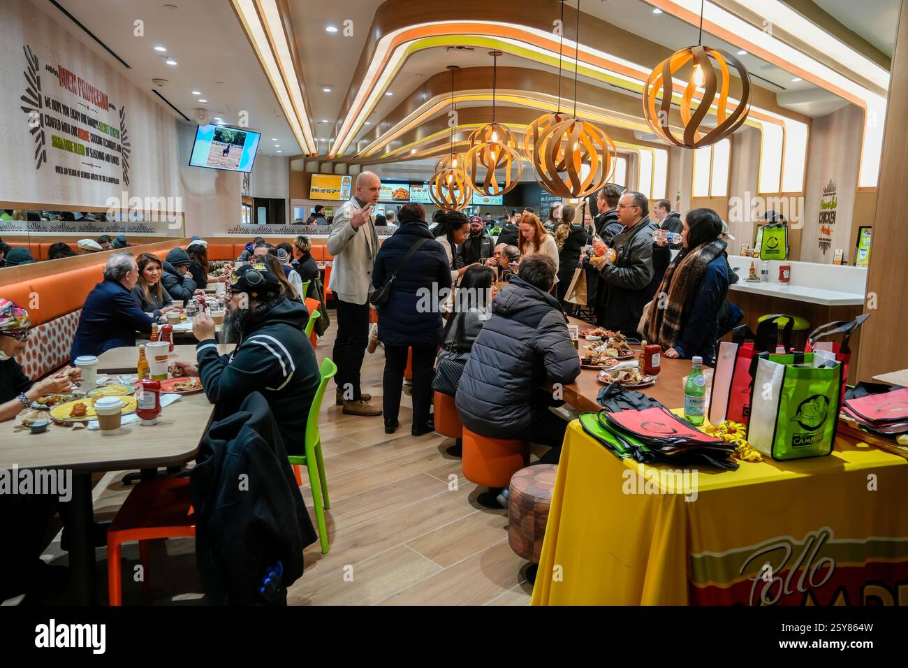 Grand opening of the Guatemalan fried chicken chain, Pollo Campero in ...