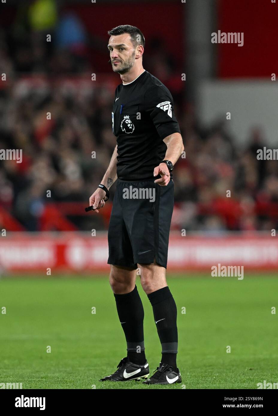 Nottingham, UK. 26th Feb, 2025. Referee Andy Madley during the Premier ...