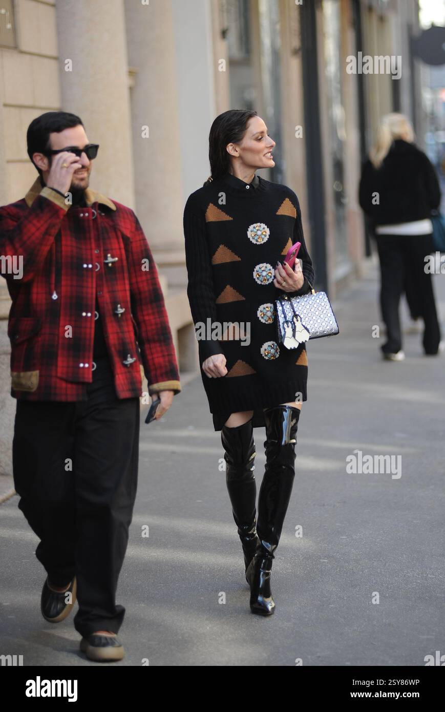 Milan, . 27th Feb, 2025. Milan, Olivia Palermo strolls through the ...