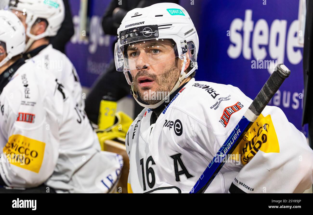 Zurich, Switzerland, 1st Feb 2025: #16 Raphael Diaz, defender HC Fribourg-Gotteron. (Photo by ...