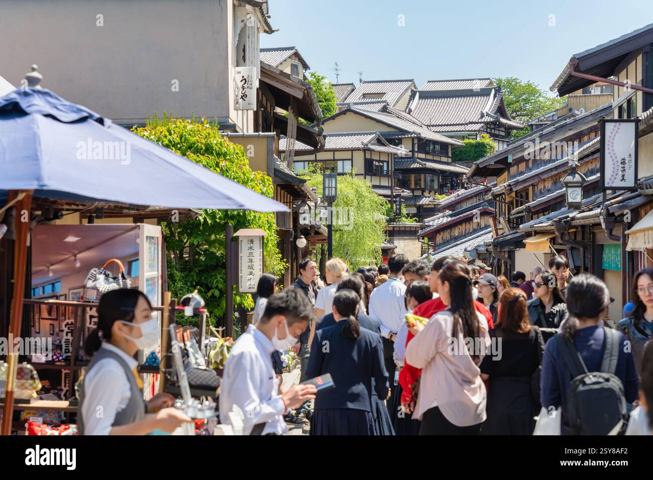 Kyoto, Japan - 05.09.2024: Tourist crowds walking on Ninenzaka and ...