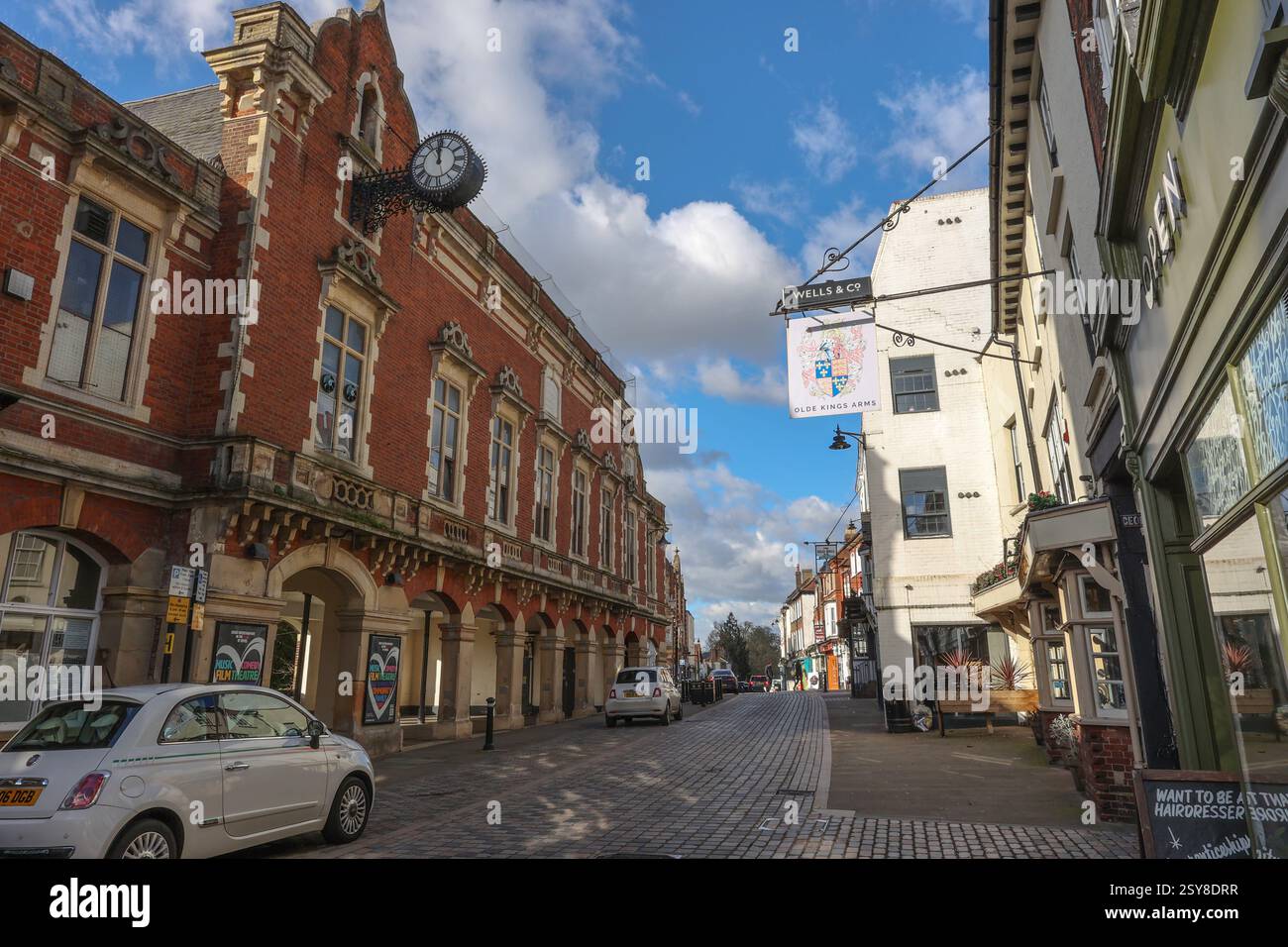 The Old Town Hall on The Historic High Street , Hemel Hempstead Old ...