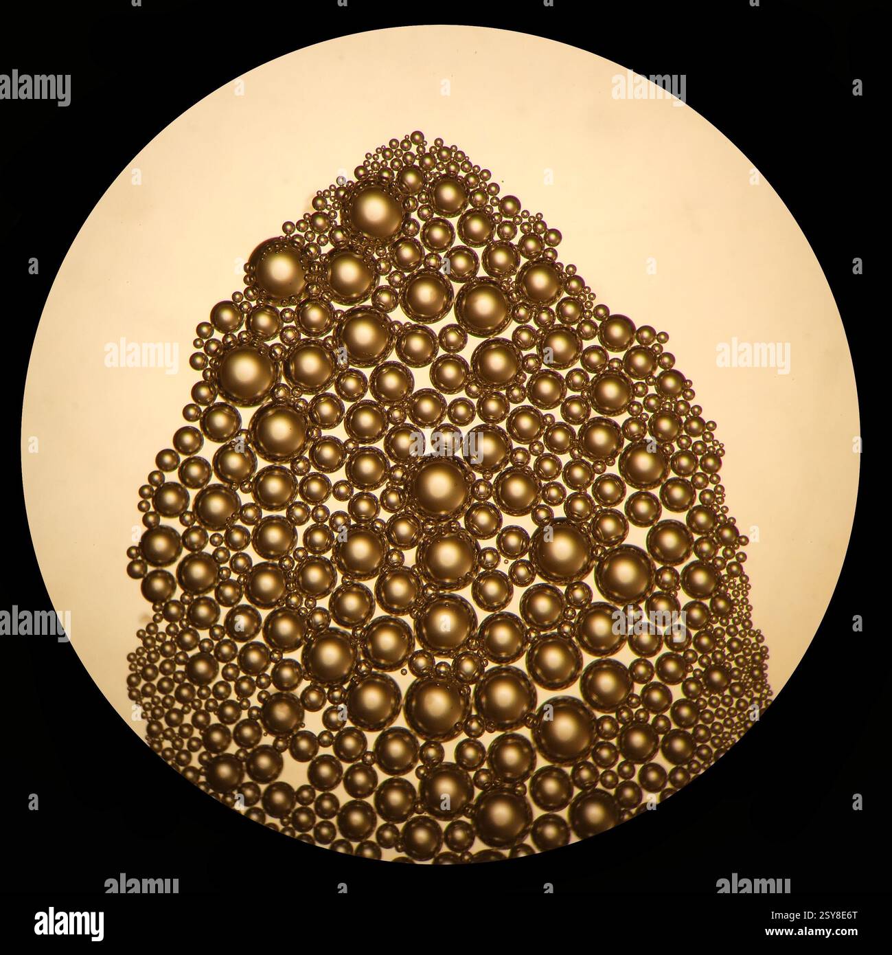Microscopic air bubbles with creative illumination Stock Photo - Alamy