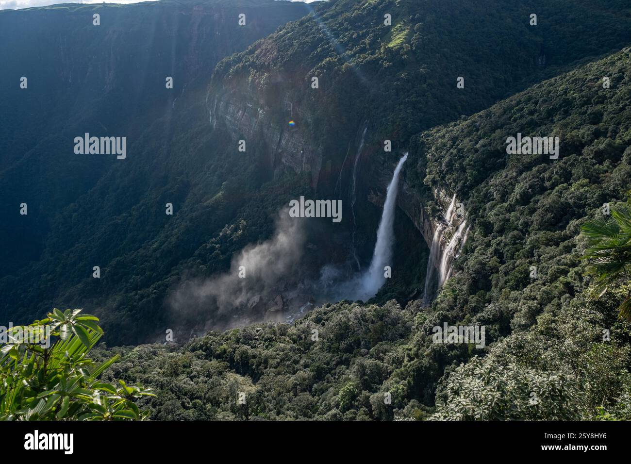 Cherrapunji, Meghalaya - India : Nohkalikai Waterfalls is the tallest ...
