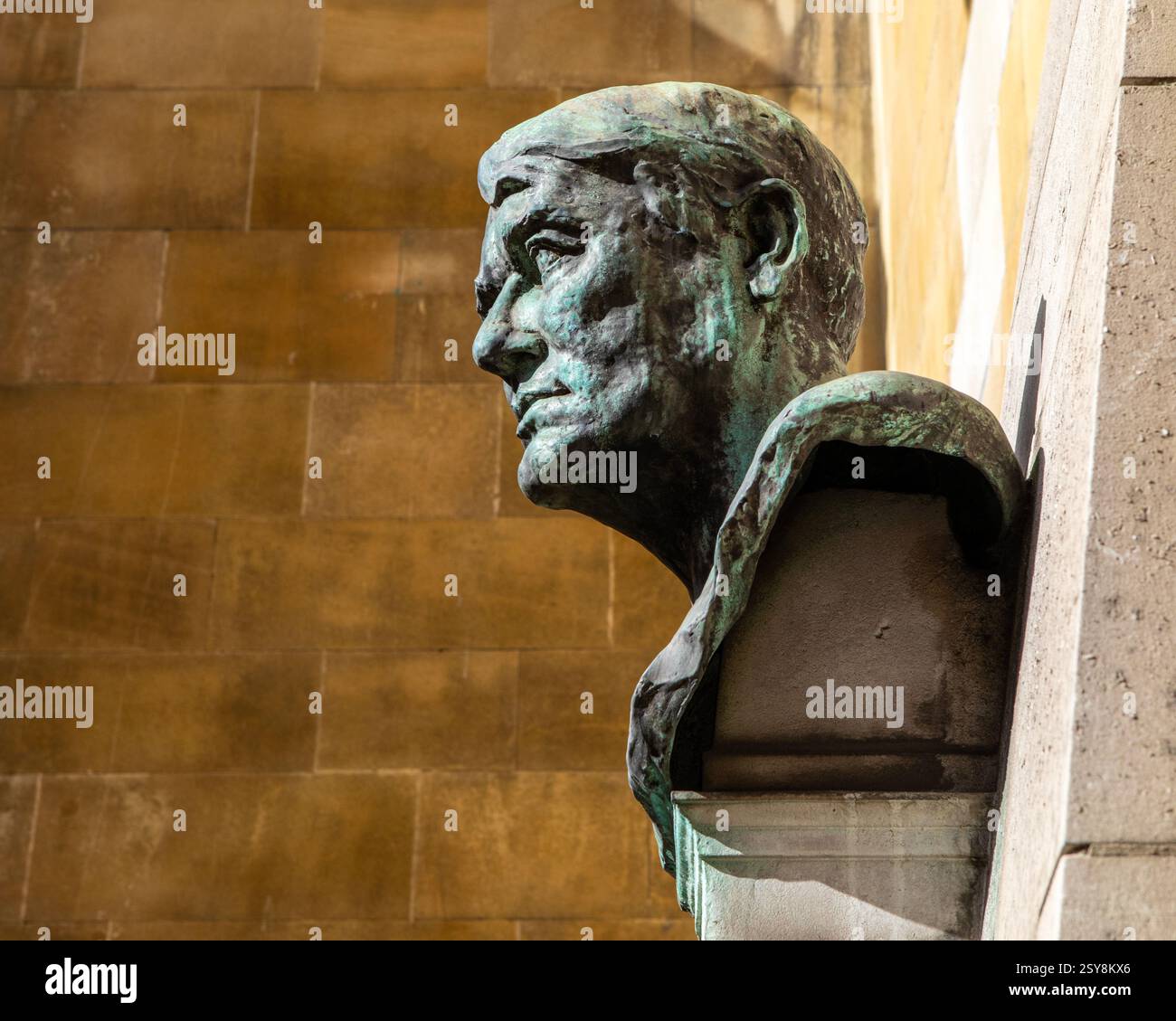 London, UK - March 23rd 2023: Bust of Alfred Lord Northciffe at St ...