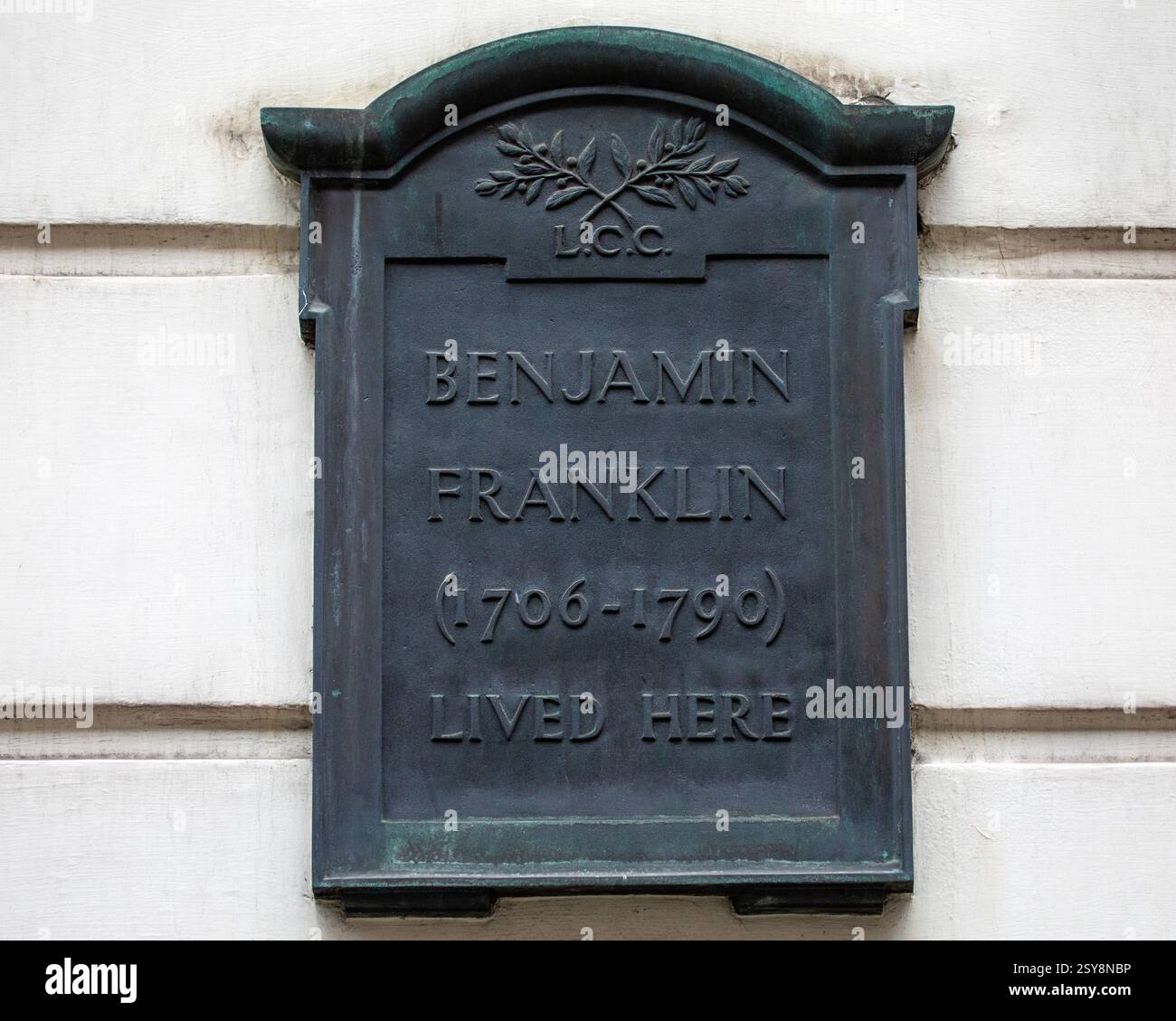 Plaque on the exterior of Benjamin Franklin House on Craven Street in ...