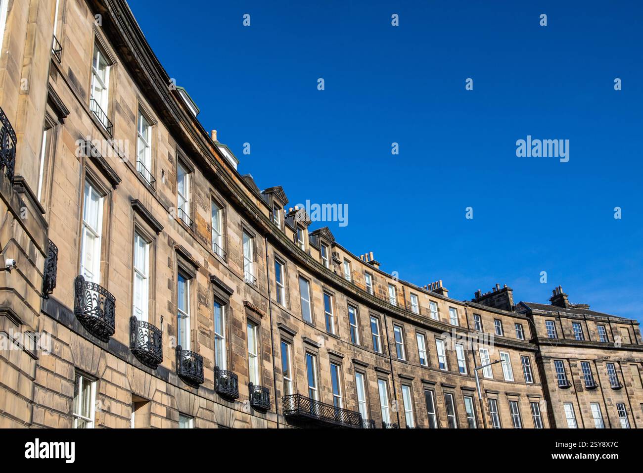 The beautiful Georgian architecture of Randolph Crescent in the city of ...