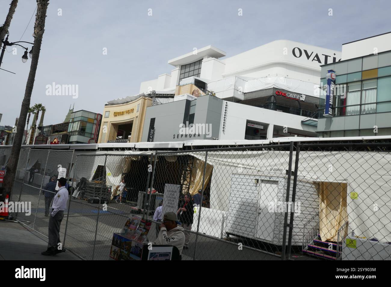 Hollywood, California, USA 27th February 2025 97th Oscars Setup and ...