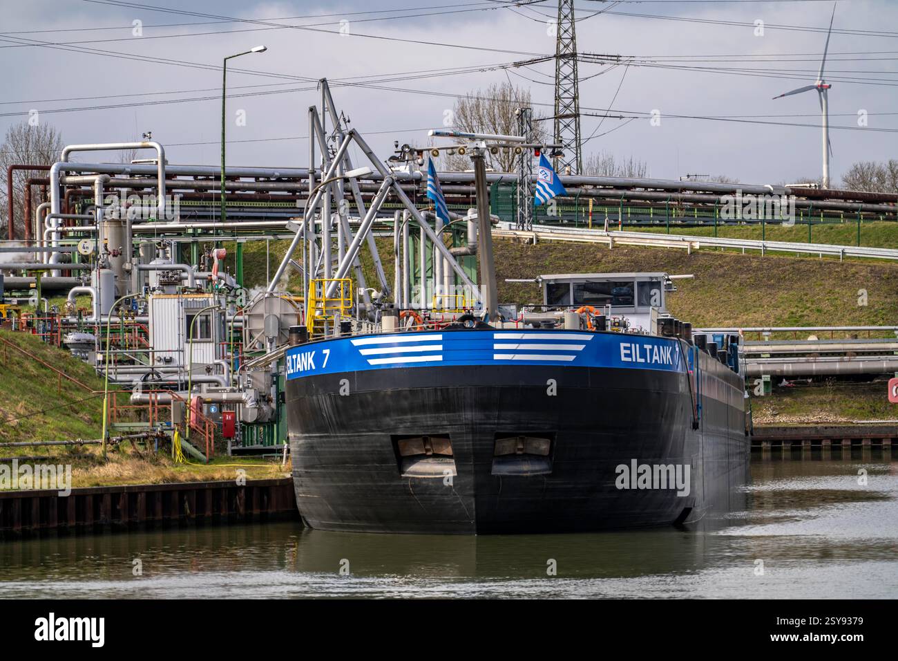 Canal harbour, loading facilities, tank farm for petroleum products of ...
