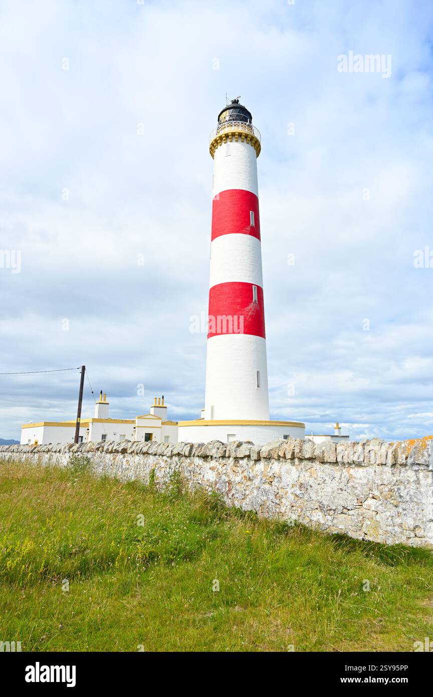 Red and white striped Tarbat Ness lighthouse, Scotland Stock Photo - Alamy