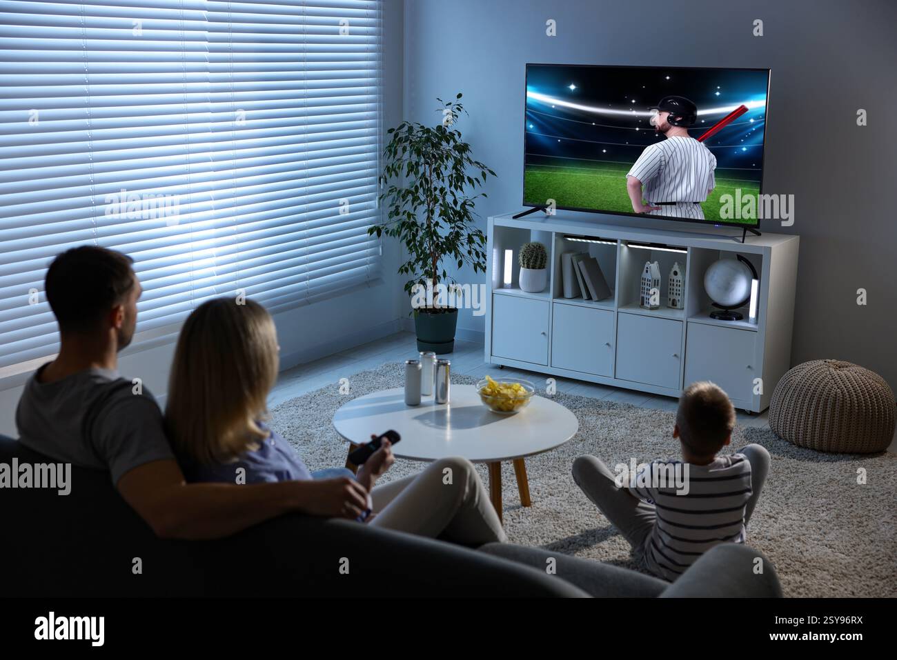 Mom and son baseball hi-res stock photography and images - Alamy