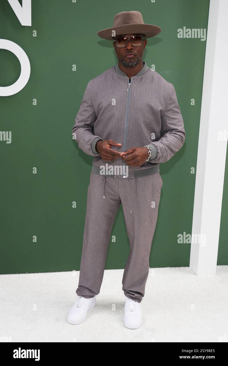 Taye Diggs arrives at the Essence Black Women in Hollywood Awards on ...