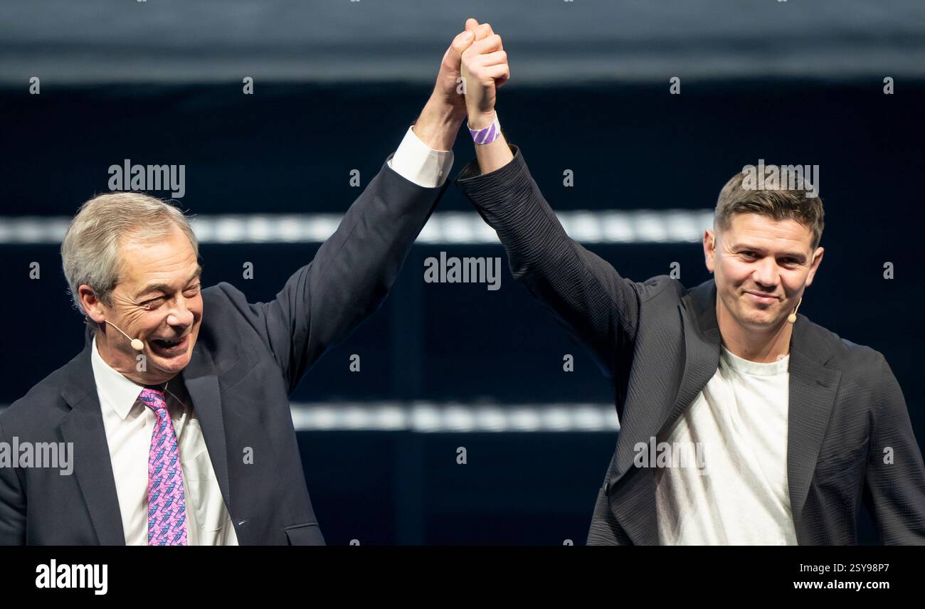 Reform UK leader Nigel Farage with the party's mayoral candidate for ...